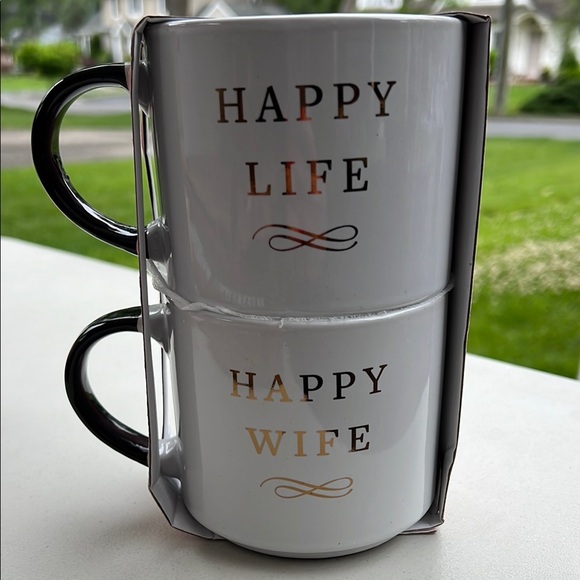 Dining | New Happy Life Happy Wife Mug Set Black And White With Gold ...